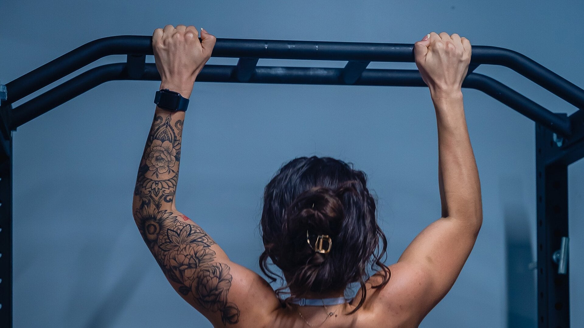 Pull Ups vs. Chin Ups: How These Two Moves Differ - Bodybuilding.com
